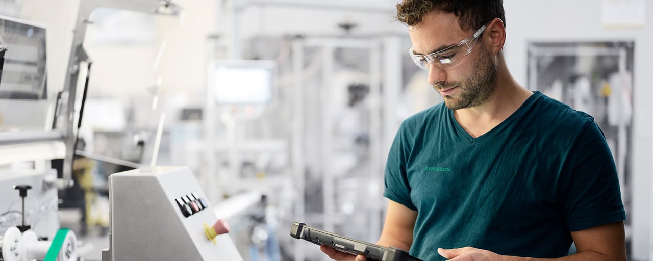 Semi-automated & Manual visual inspection » Syntegon